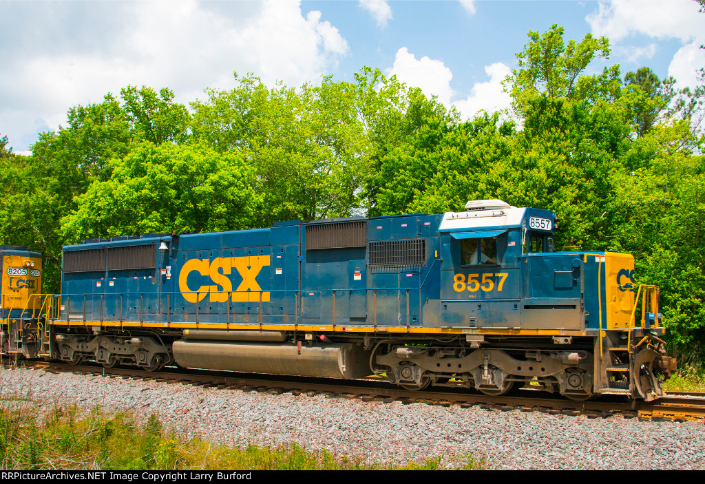 CSX 8557